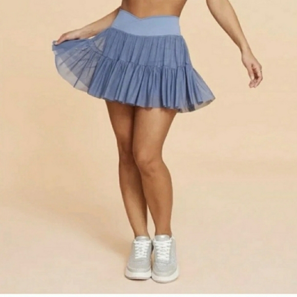 Blogilates | Skirts | Blogilates Popflex Ballerina Skort With Pockets ...